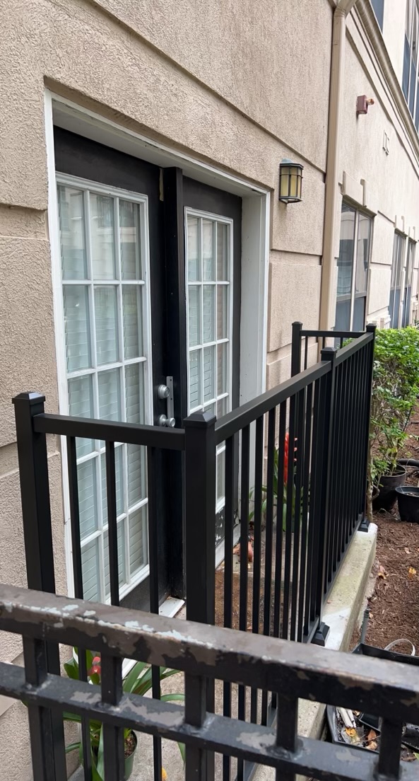 Commercial Aluminum Railing - Houston Texas Railing Company